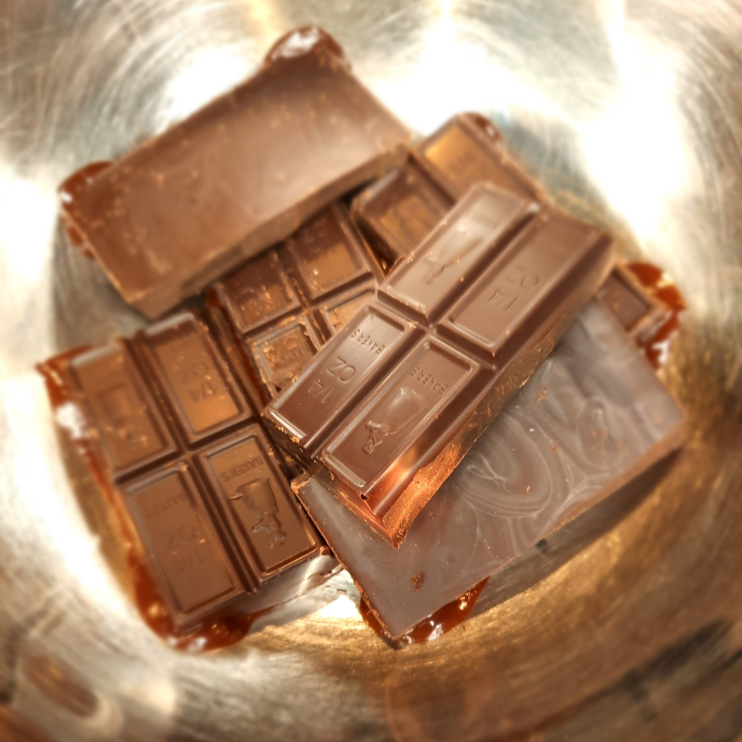 Hungarian Chocolate Frosting – Cauldrons & Cookies